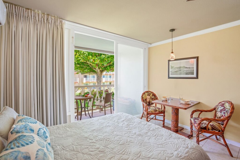 Aloha Condos, Islander on the Beach, Condo 216, Ocean View, AC - Wailua ...