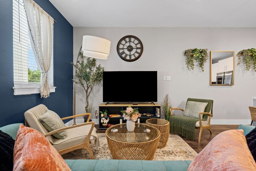 Charming 2bd: In The Heart Of Magnolia & Stylish! - Fort Worth, TX