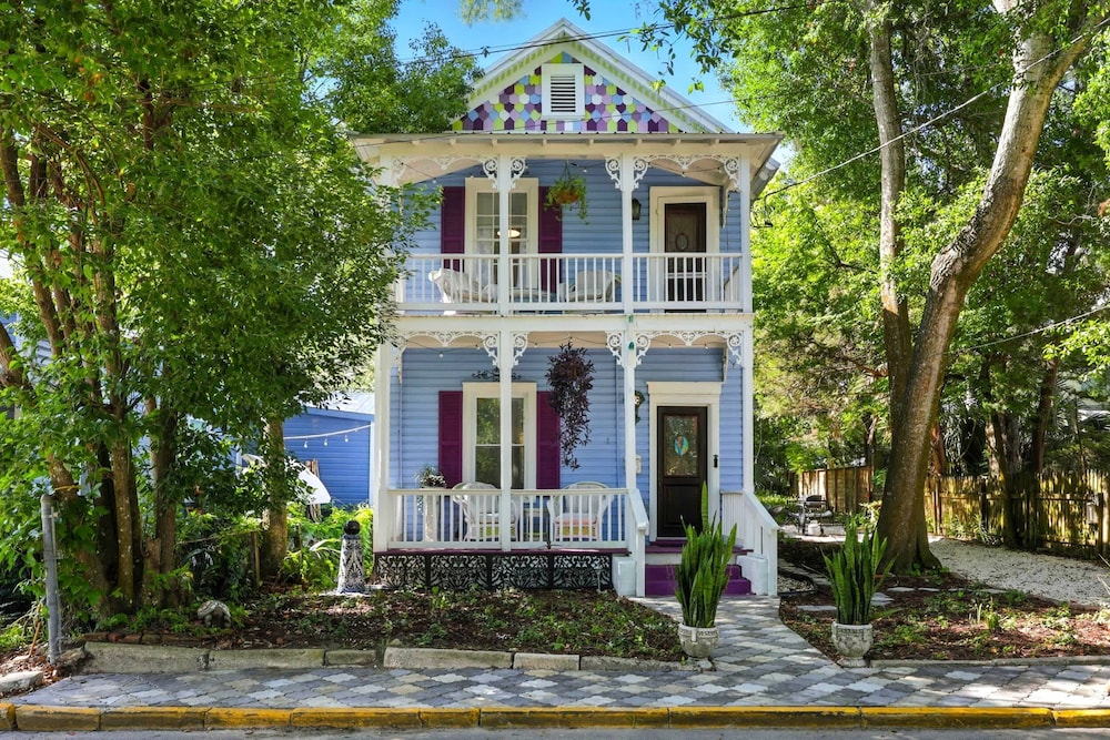 Periwinkle Perch - Home For 4 - St. Augustine, FL