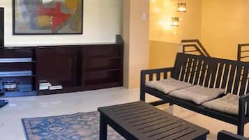 Casa, 3 quartos, fumadores, varanda | Sala