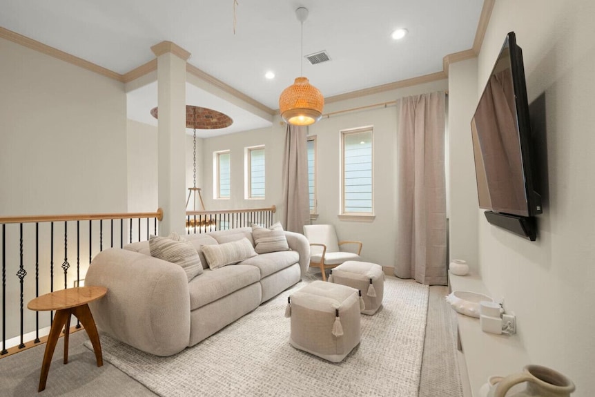 The Dovi Collection | Gated Luxury Retreat & Pool - The Woodlands, TX