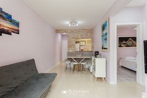 Apartamento Básico | Sala de estar