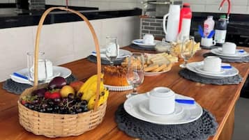 Pequeno-almoço tipo buffet diário incluído