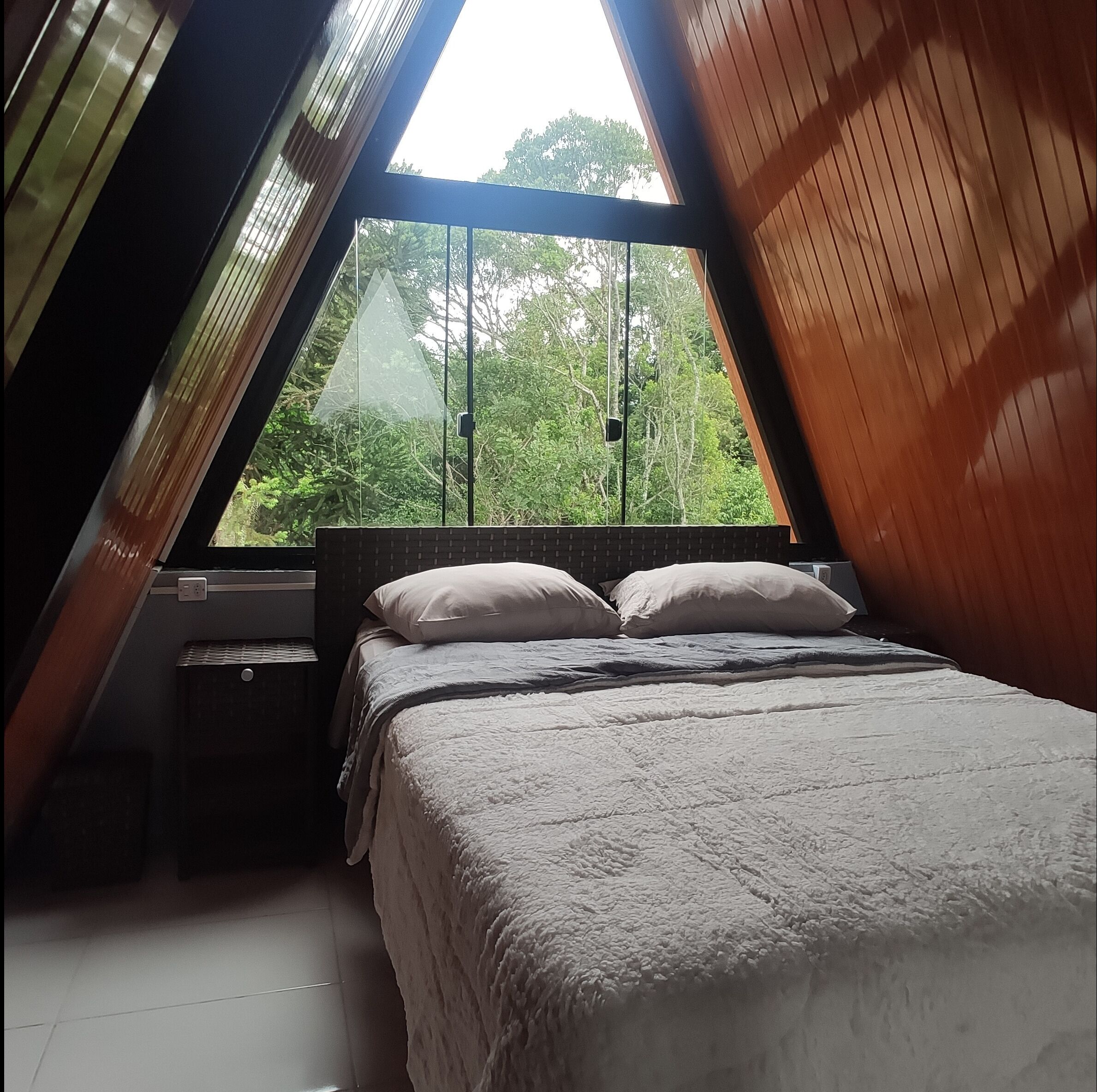 Cabana família, para não fumantes, vista para o jardim | Escrivaninha, espaço de trabalho para notebook, Wi-Fi de cortesia