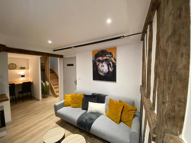 Love Room With Jacuzzi In The City Center - ブールジュ