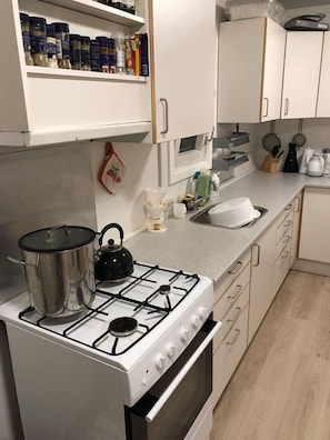 Geladeira, cooktop
