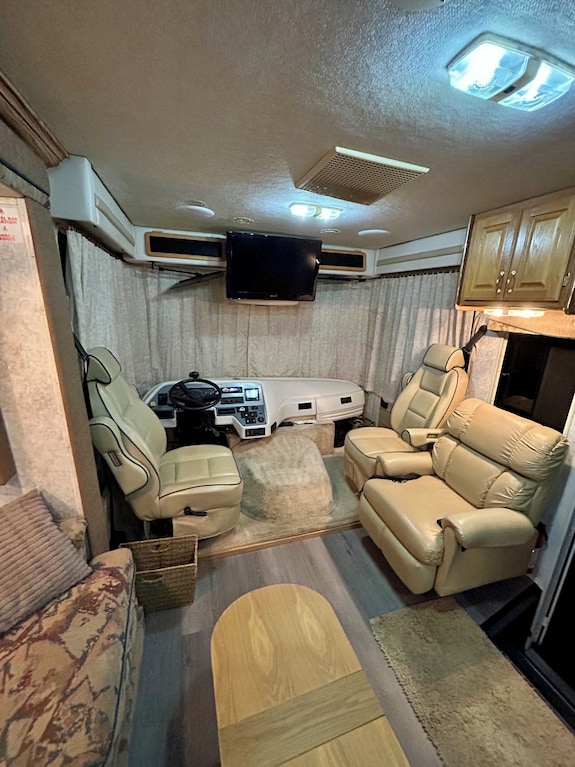 Class A Rv On Tree Streets - Colombie-Britannique