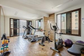 Apartamento básico | Sala de fitness