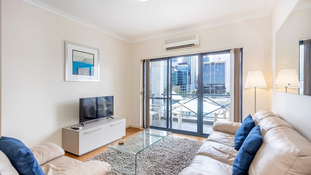 James On The Park Northbridge - Belmont, Australia