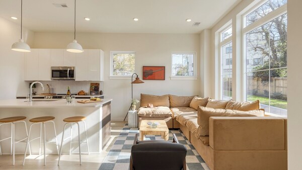 2 New Townhomes W/ Balcony, Mins To Broadway, Sleeps 16 98 Degrees & The Stage - Nashville, TN