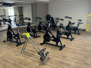 Apartamento, 1 quarto, varanda | Estúdio de fitness