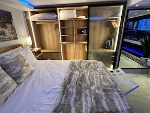 Apartamento, 1 quarto, varanda