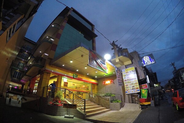 Taj Hotel Tuguegarao - Tuguegarao City