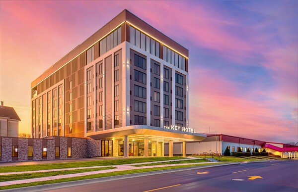 The Key Hotel Dubuque, Tapestry Collection By Hilton - Dubuque, IA