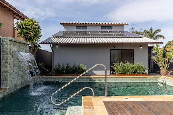 Piscina externa