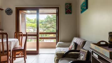 Apartamento Básico | Sala de estar