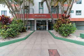 Apartamento básico | Detalhe da fachada