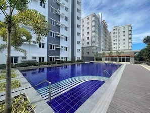 Dormitório compartilhado, acessível, vista para a montanha | Piscina | Piscina externa