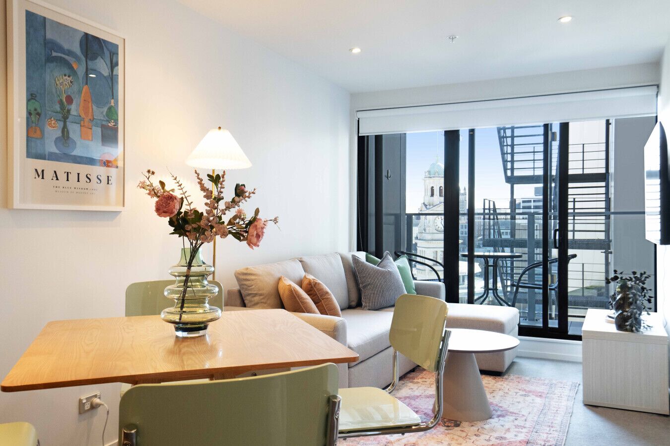 Cbd Modern Apartment With City Views, Pool & Gym - Auckland