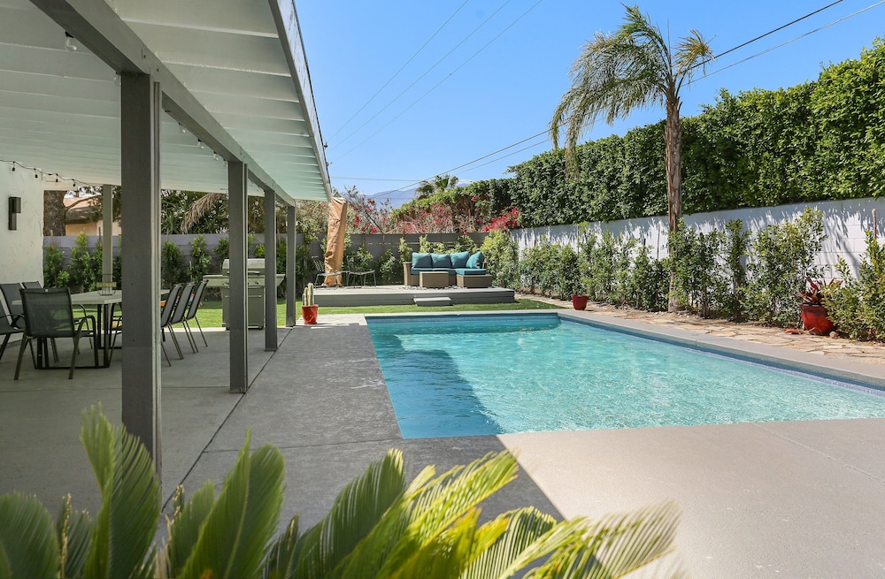 The Marble Palace - Cathedral City, CA