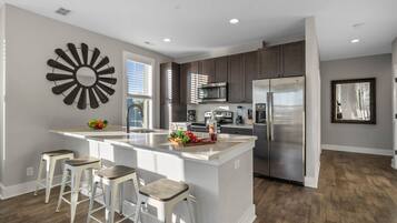 Casa (2 Bedrooms) | Interior