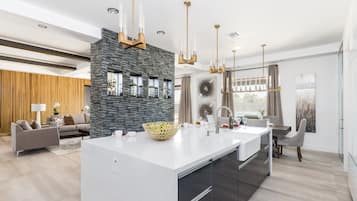 Casa (5 Bedrooms) | Parte interna