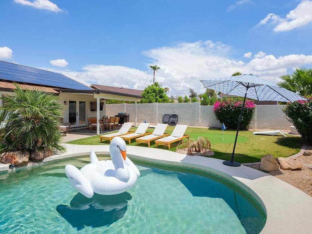 Players Paradise- Pool-golf-games & More! - Phoenix, AZ