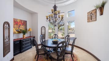 Casa (4 Bedrooms) | Parte interna