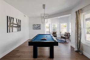 Casa (Multiple Bedrooms) | Interior
