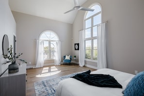 Casa (Multiple Bedrooms) | Interior