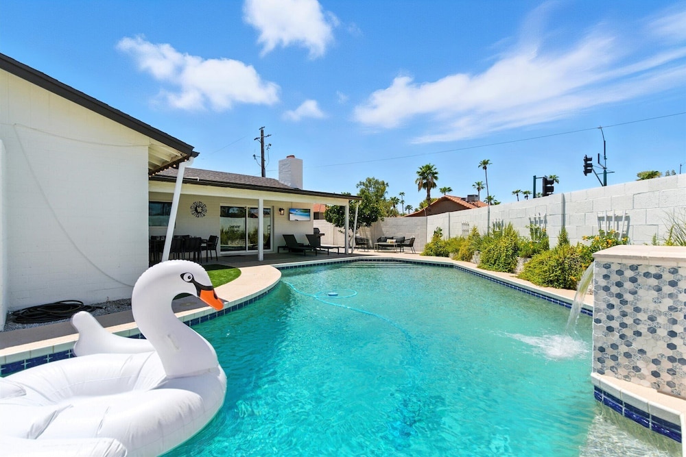 Greenway Getaway - Private Pool - North Scottsdale - Phoenix, AZ