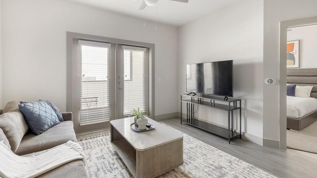 Landing | Incredible 1bd, Clubhouse, Pool - Grand Prairie, TX