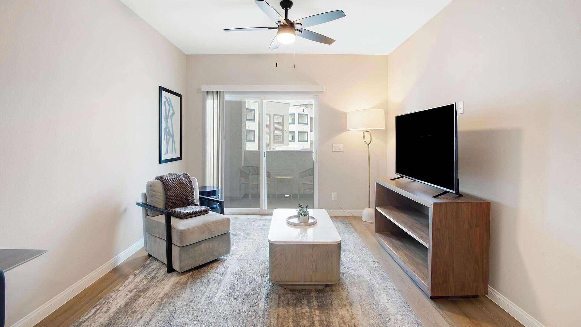 Landing | Modern 2bd, Rooftop Lounge, Pool - Henderson, NV