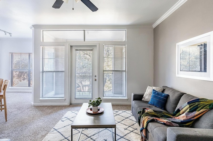 Landing | Stylish 1bd, Gym - Fort Worth, TX