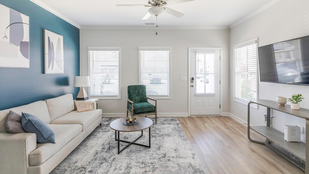 Landing | Modern 1bd, Pool, Gym - Huntsville, AL