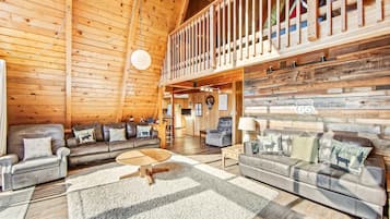 Cabine, várias camas, acesso à piscina, vista para a montanha (VC653) | Sala de estar | Lareira