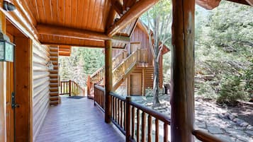 Cabine, várias camas, pátio, vista para a montanha (VC513) | Vista do quarto