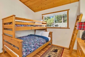 Casa, várias camas, acesso à piscina, vista para a montanha (2561) | Com decoração personalizada, com mobília individualizada