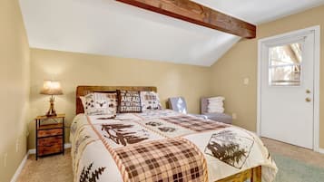 Cabine, várias camas, acesso à piscina, vista para a montanha (2538) | Com decoração personalizada, com mobília individualizada