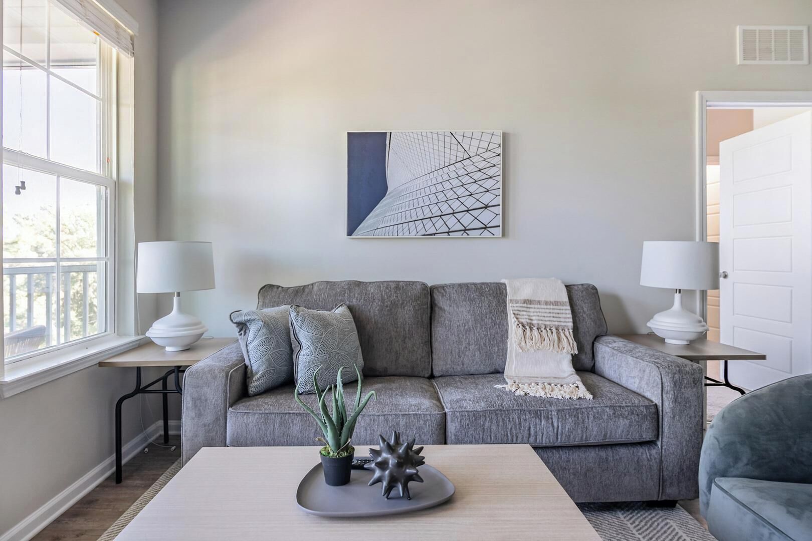 Landing | Modern 2bd, Clubhouse, Pool - Wesley Chapel, FL