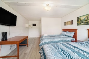 Cortinas/cortinados opacos, ferro/tábua de engomar, Wi-fi grátis