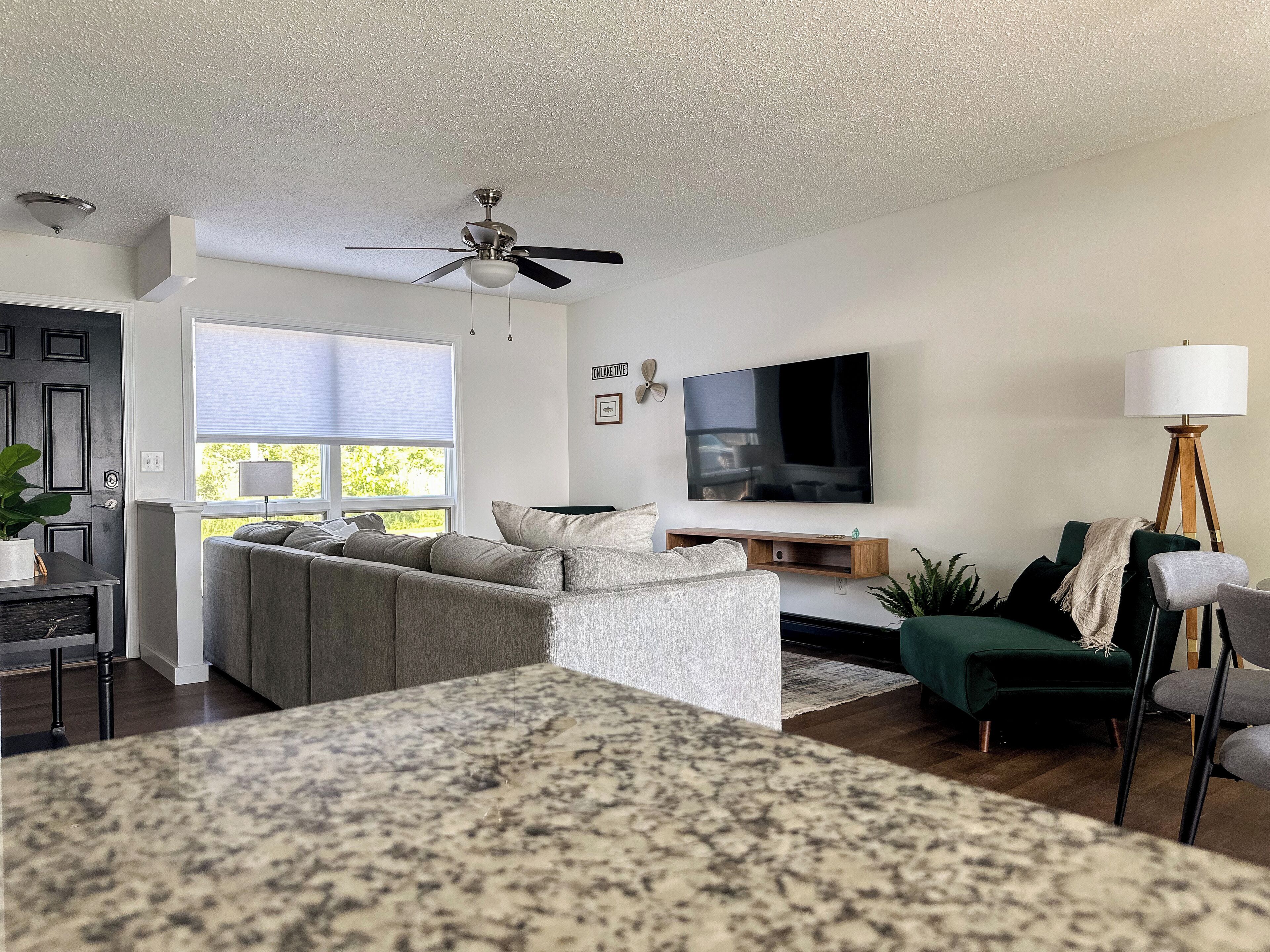 Stunning Grass Lake Duplex - Sleeps 8 - Jackson, MI