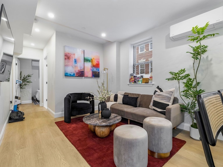 4br Boston Home 5-minute Walk To Subway - Downtown - Boston