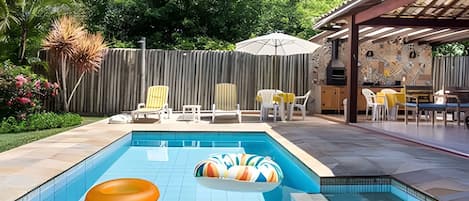 Villa Básica | Piscina | Piscina exterior