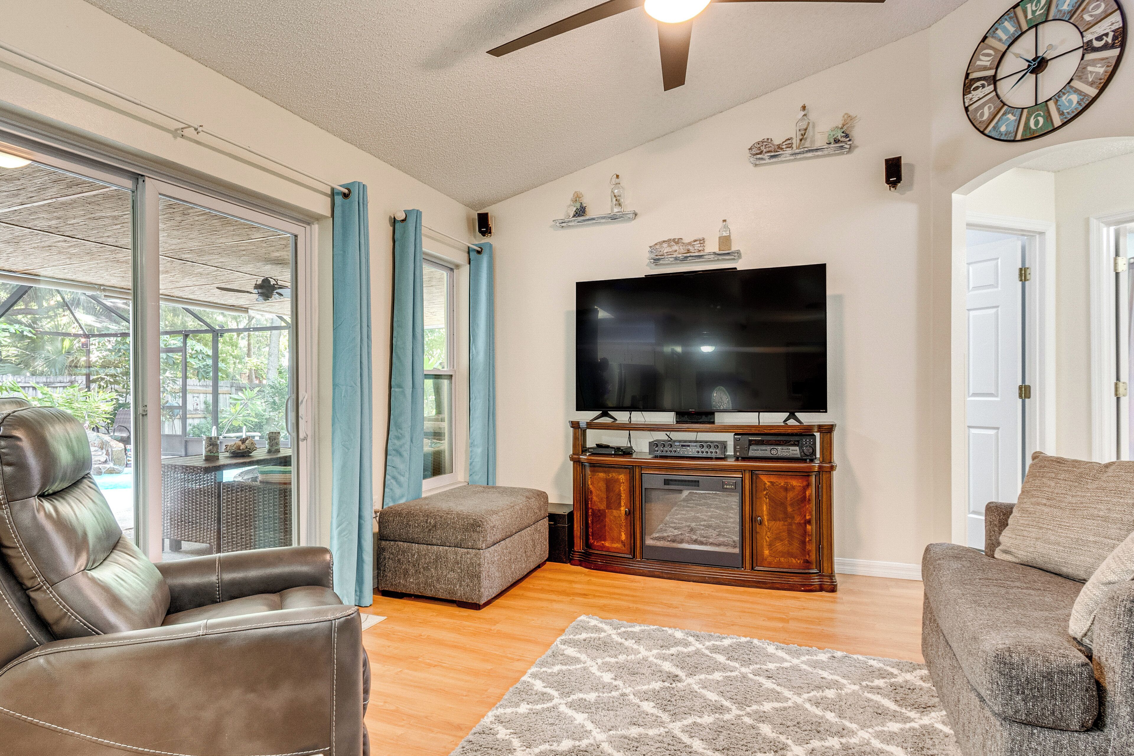 Private Backyard Oasis: Cocoa Family Home! - Titusville, FL