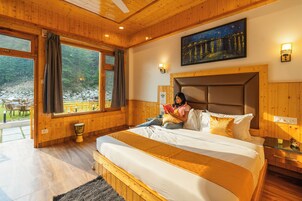 Quarto Duplo Deluxe | Quartos insonorizados, Wi-fi grátis, roupa de cama fornecida 