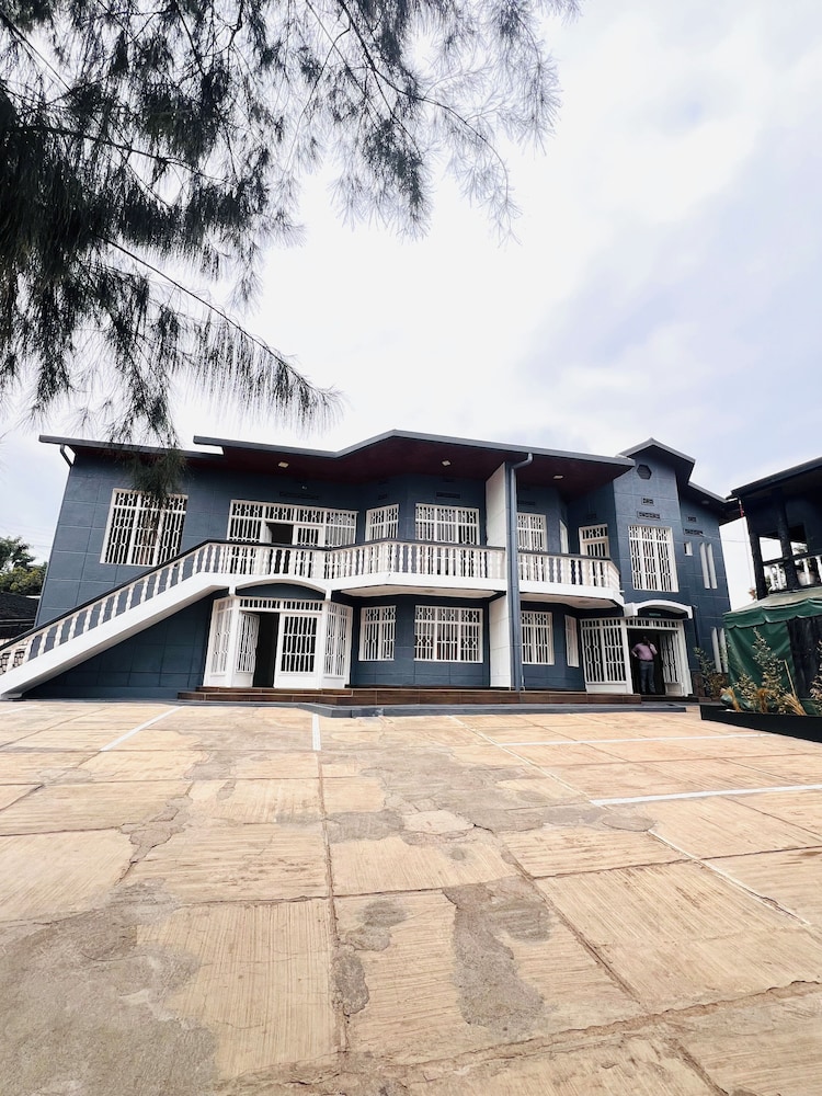 Terrassa Village - 키갈리