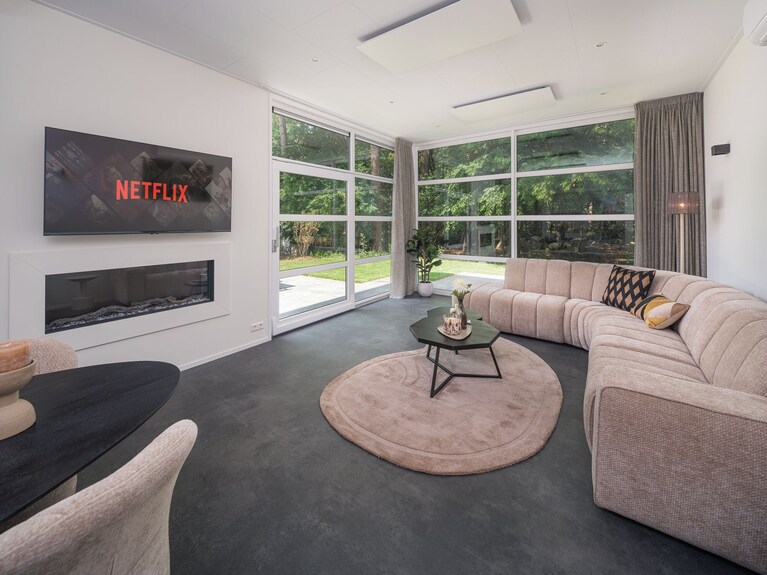 Bosvilla Comfort: Stylish 6-person Home With Three Bedrooms, A Modern Kitchen, Air Conditioning, And A Cozy Outdoor Space With A Luxury Pergola. Enjoy Comfort And Nature In The Veluwe. - Deventer