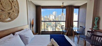 Apartamento básico | Wi-Fi de cortesia, roupa de cama