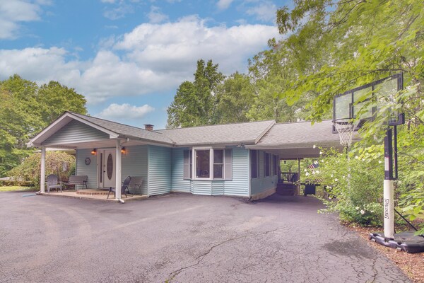 Family Home W/ Game Room! 1 Mi To Dale Hollow Lake - Dale Hollow Reservoir, TN